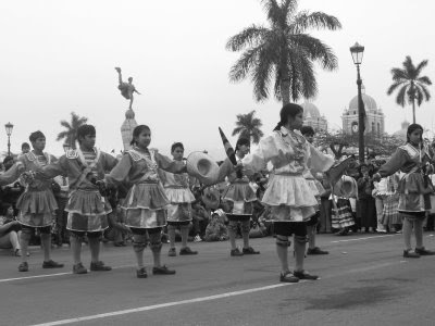 Danzas Folklóricas: LA CONTRADANZA DE HUAMACHUCO