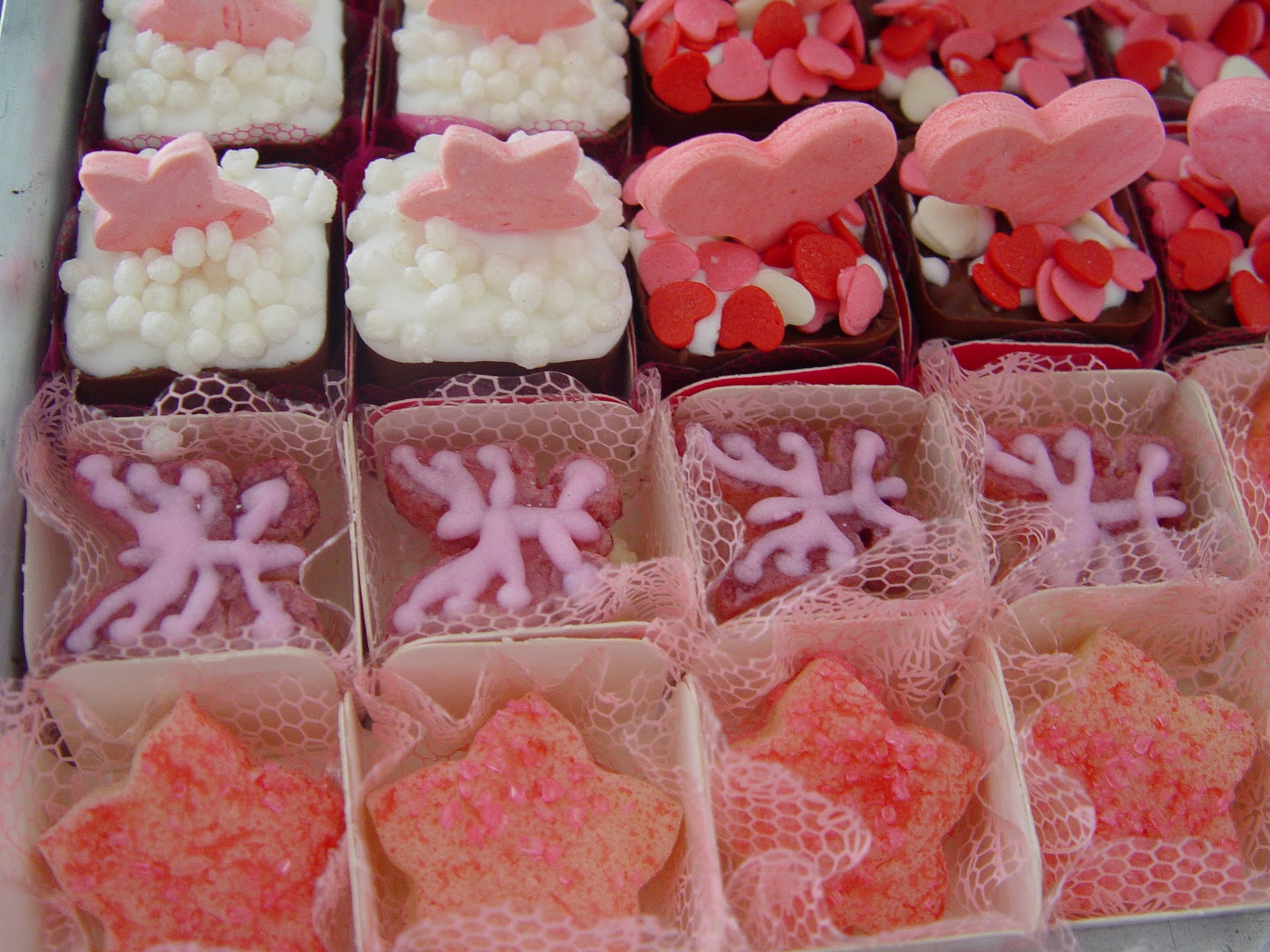 ALL ABOUT...: PARA A FESTA DE UMA PRINCESA...DOCES DE RAINHA!!!