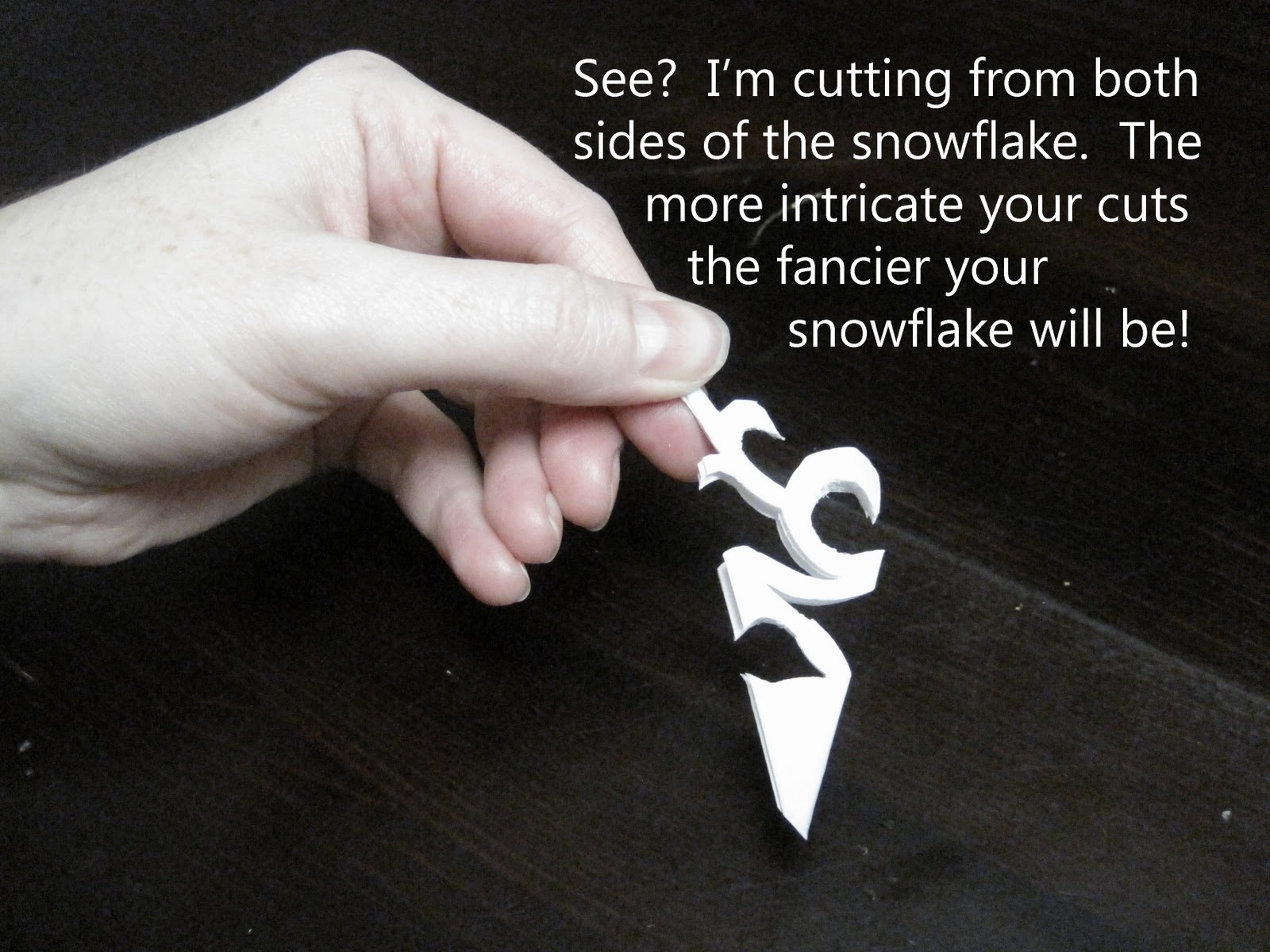 gabrieleacademy.com » How to Make Beautiful Six Pointed Paper Snowflakes