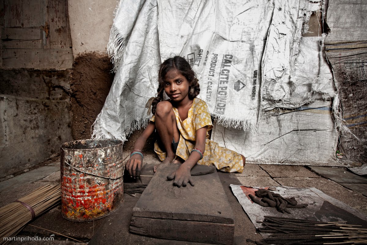 Martin Prihoda: Portraits of a Slum. Martin's NGO work in Gujurat ...