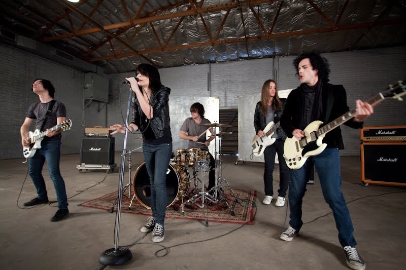 Fit For Rivals Lead Singer Hairstyle In Damage