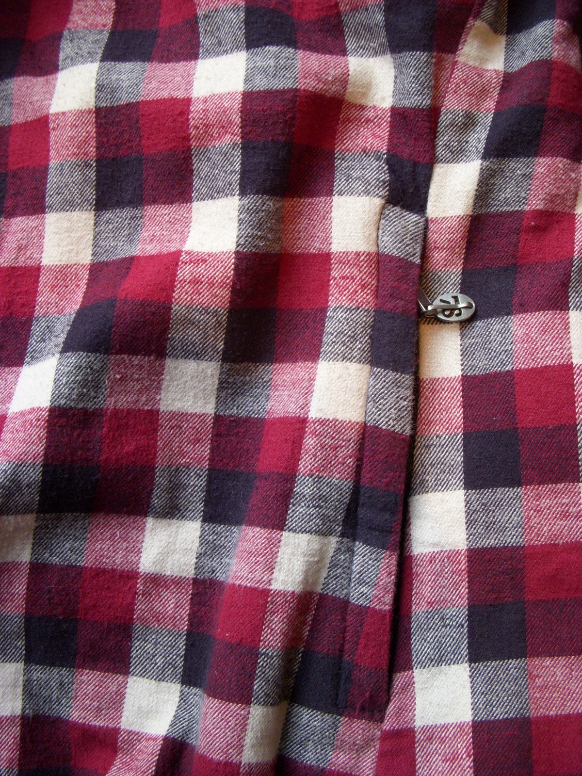 Adopted Cloth: Plad Shirt