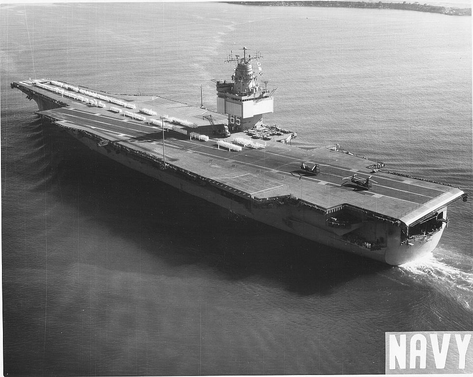 Ashley A. Hartshorn: Minecraft...Building the USS Enterprise (the ...