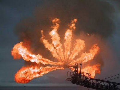 Mechanical Engineering: Flare tower of an Oil Rig