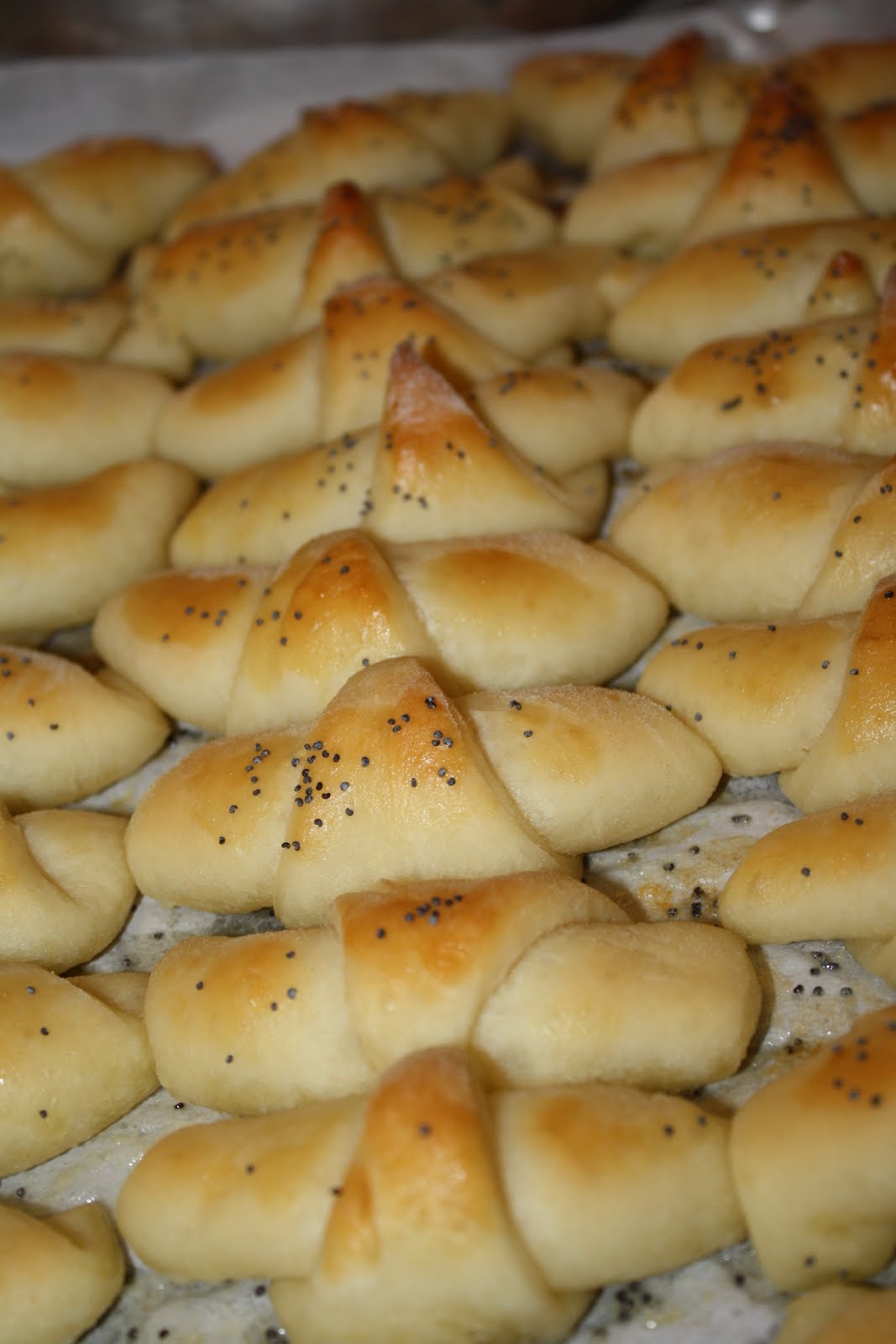 Good Food (maybe): Majine Kiflice i Kifle sa sirom