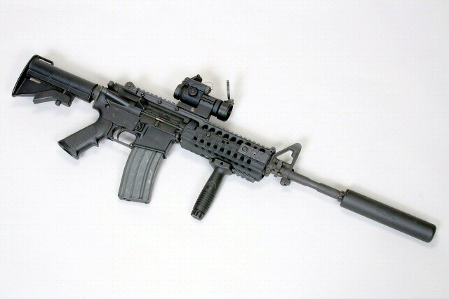 A.S.D. PATRIOT: Fucile d'assalto M4