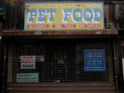 brooklynometry: Can PPW keep the Pet Food sign?