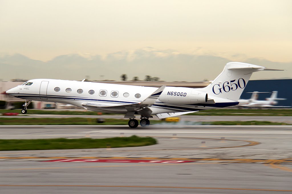 Aero Pacific Flightlines: G650 arrives in Long Beach