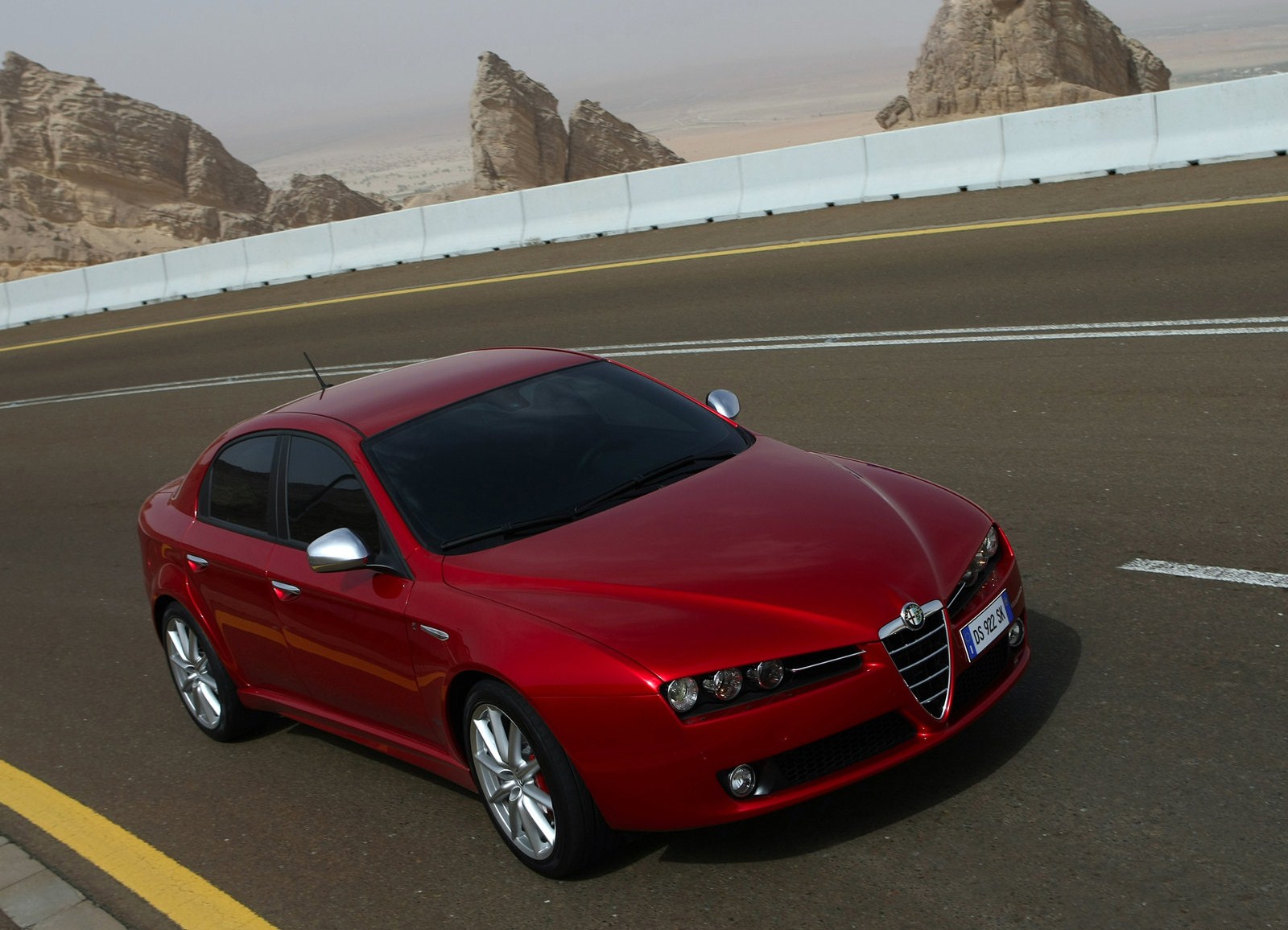 ilona blogr: Red Wallpaper: Alfa Romeo 159 Wallpapers