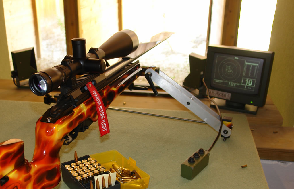 08.10 | ArmasAdictos