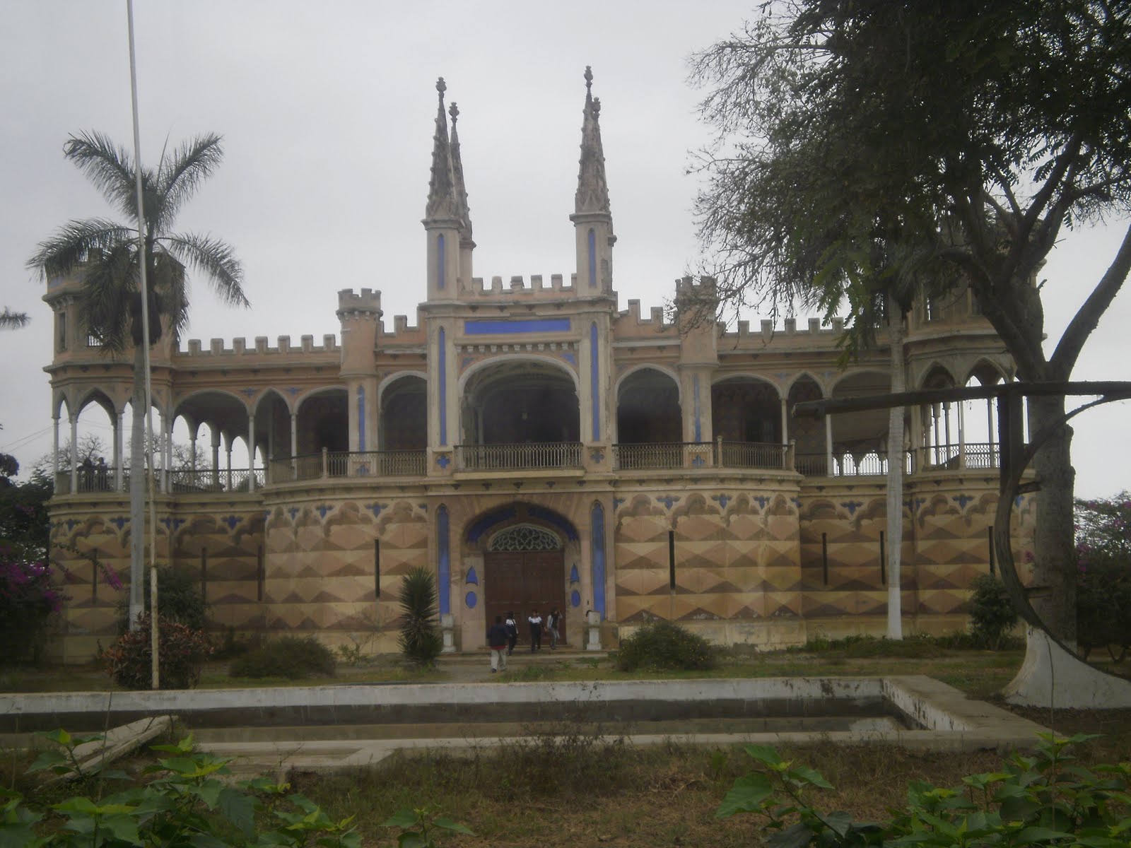 LunaHuana: CASTILLO UNANUE