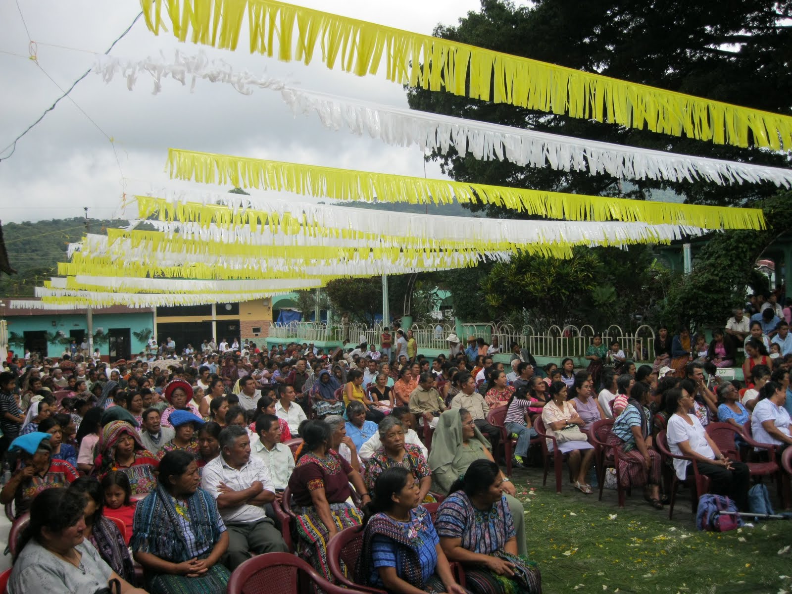 Vida Diocesana: ORDENACIÓN SACERDOTAL EN SAN MIGUEL POCHUTA