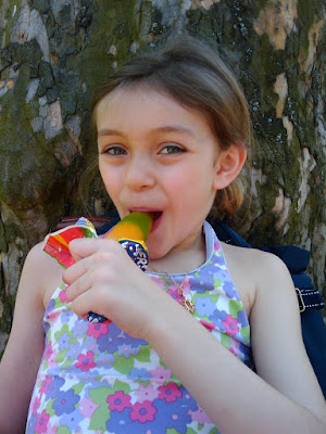 Pinot and Prose: April 2009