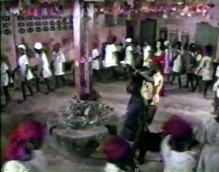 13: SANTO vs BLACK MAGIC / Mexico - 1973