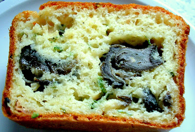 Les recettes de Chanchan...: Cake aux escargots et à l'époisse