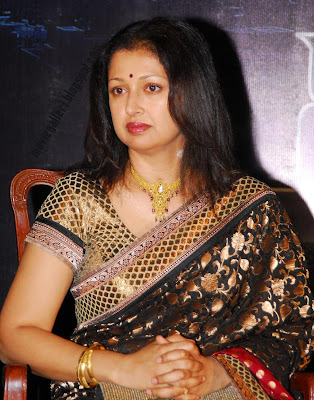 Image Mall: Actress 'Gowthami' Latest Stills