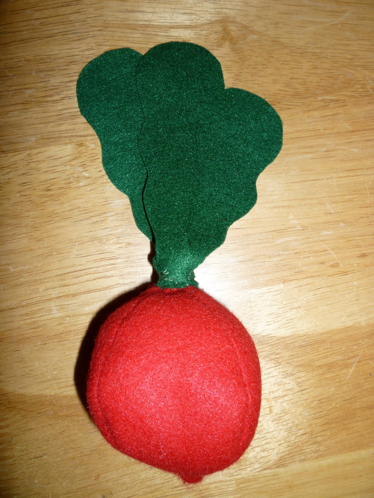 Sew Ambitious: Felt radish