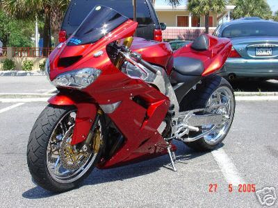 BIKES: 2004 Kawasaki Ninja ZX-10R