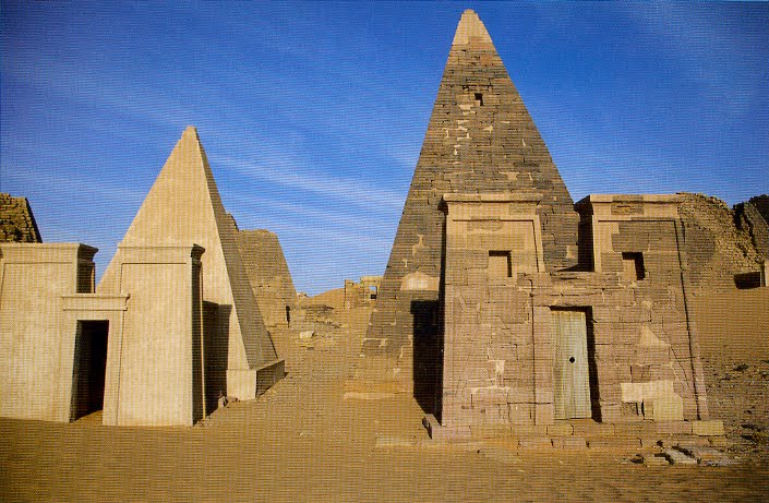 Oeuvres d'art en liberté: Méroé, un royaume sous le sable