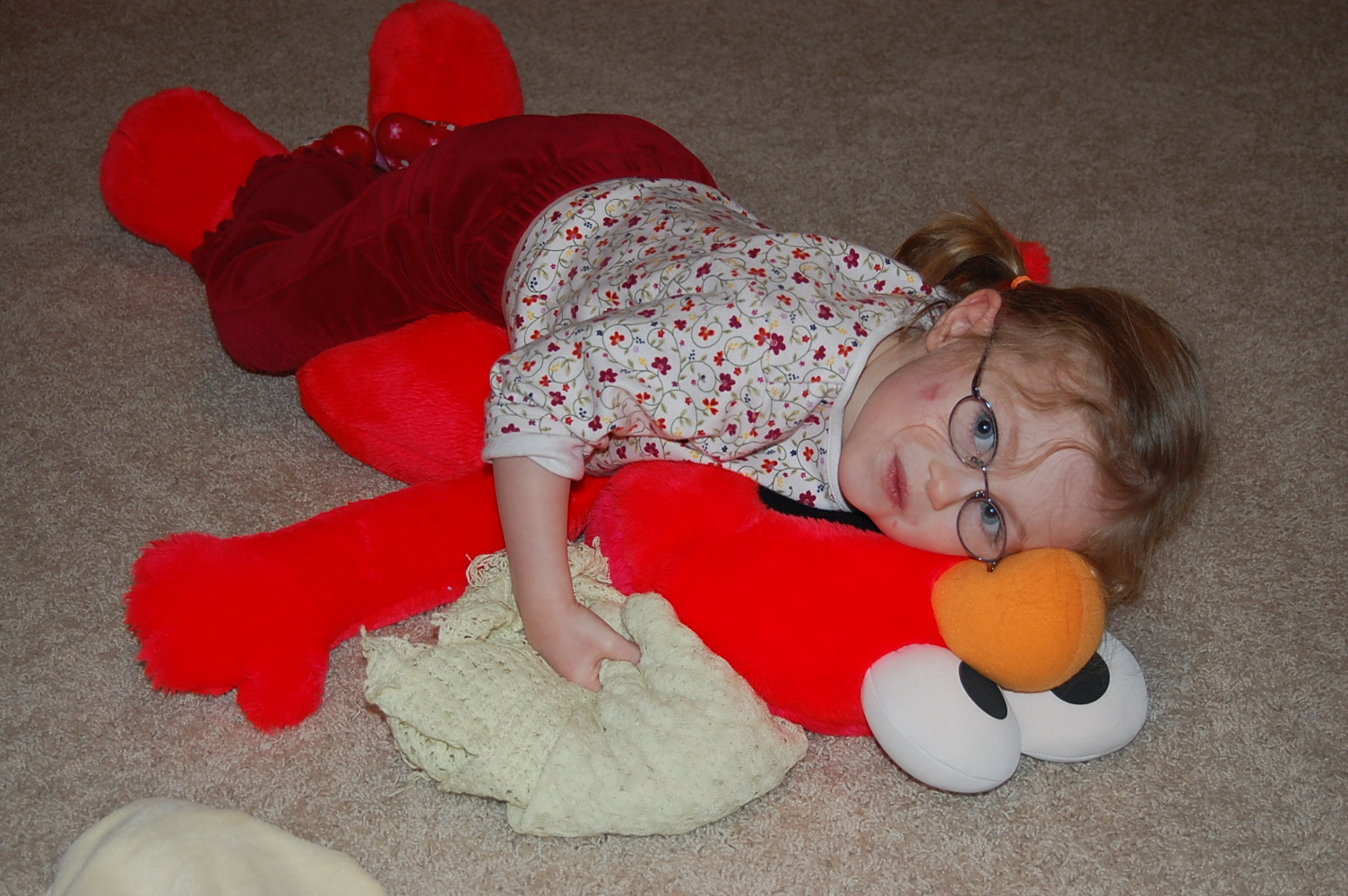 Maybe Life-Size Elmo Wasn’t Such a Good Christmas Gift After All ...