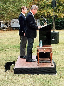 Pet Pedia: Bill Clinton with "Buddy" & "Socks"