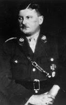 ΦΑΙΟΚΟΚΚΙΝΟ ΜΕΤΩΠΟ: Ernst Rohm Γεννημένος Επαναστάτης.