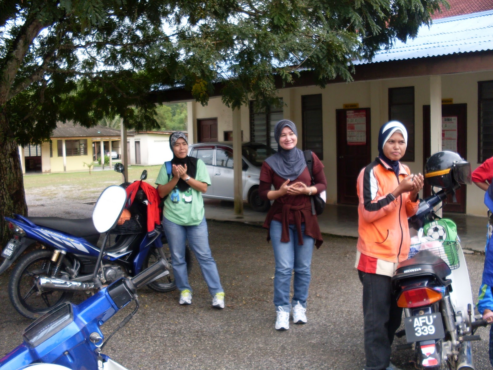 Biru Kehidupanku...: Konvoi Bermotor Ke SK Lenjang