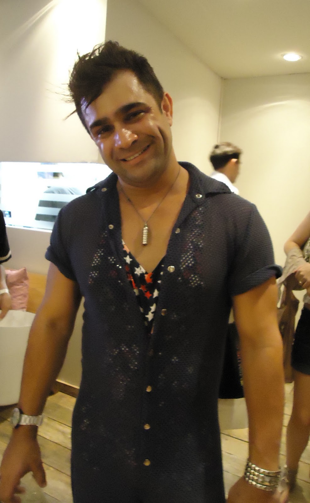 Muita Pretensão: Evandro Santo (Christian Pior) no Lounge da ESTILO ...