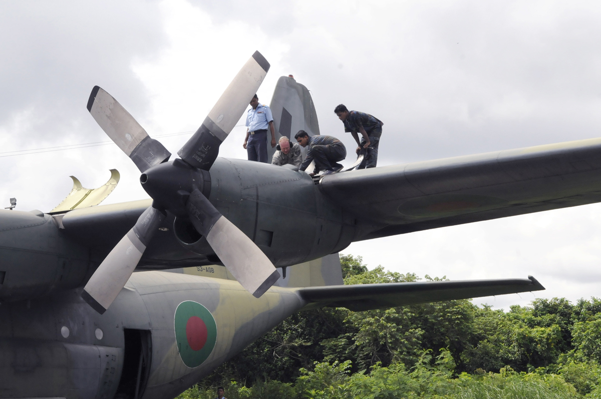 Welcome to Bangladeshi Photo Gallery: Bangladesh Air Force (BAF)