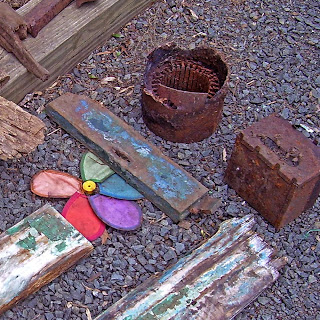 casey/artandcolour: Found Objects #1: Rainbows and Neutrals