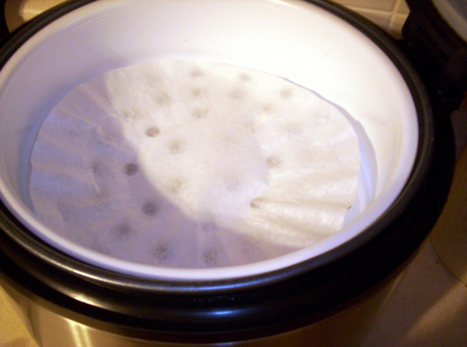 Roots of Simplicity: How to Steam Sticky Rice in a Rice Cooker
