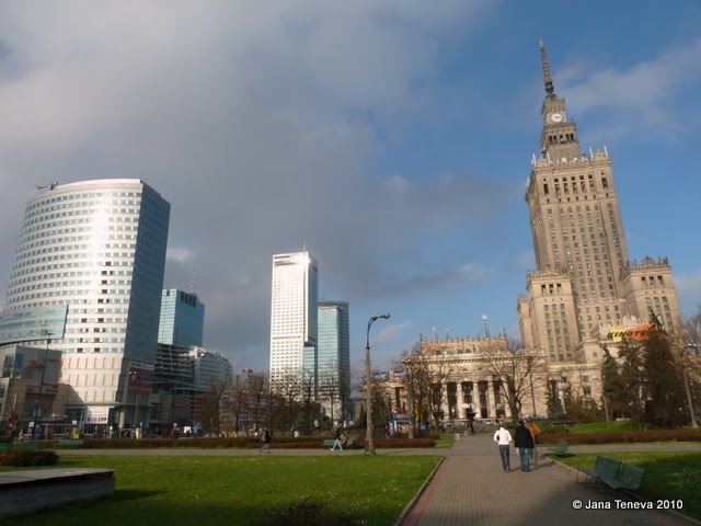 Jana around the world: Warshaw at a first glance...