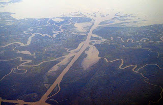 All Saints GCSE Geography: Lower Course Features - Deltas, Levees and ...