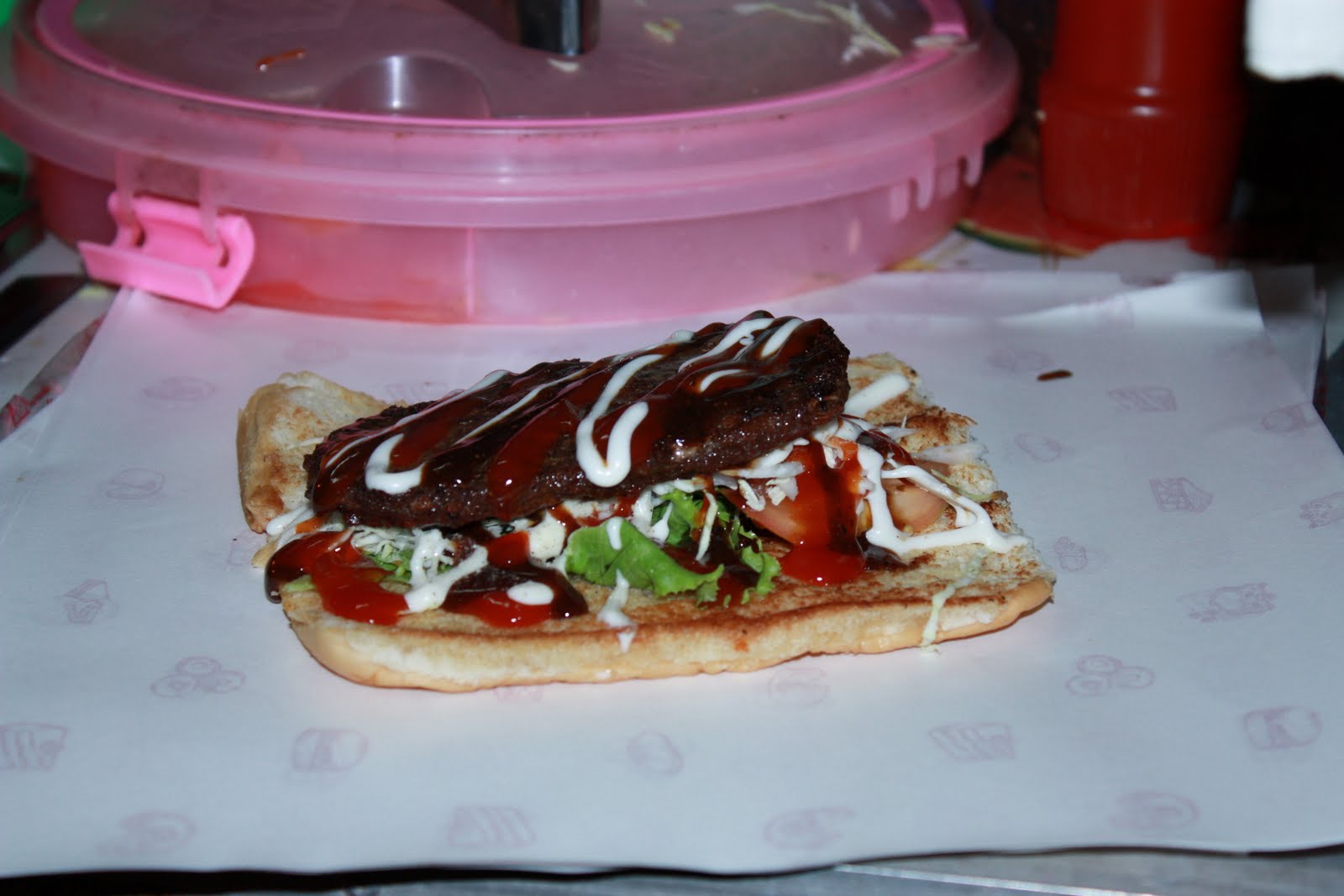 asmaradana: Oblong Burger...