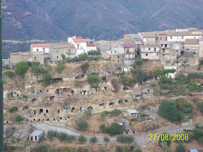 luigicozza: le grotte Verzino KR