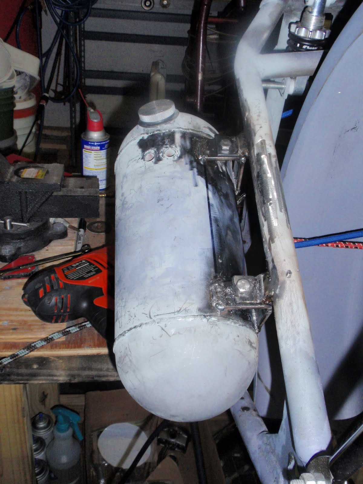 Project Devil's Swing: New parts and Oil Tank Mounts