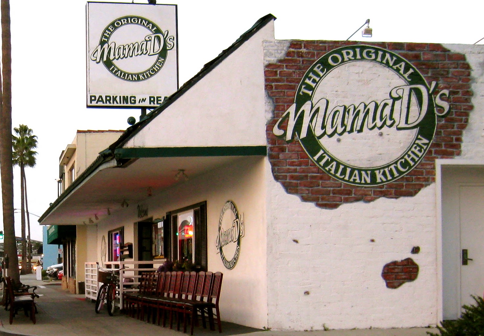 3 Tubby Tummys: MAMA D'S