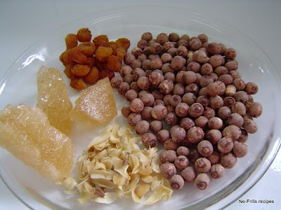 Lean Chee Kang ~ Sweet Lotus seeds dessert