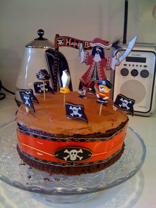 Love Baking?: Pirate Birthday Cake!