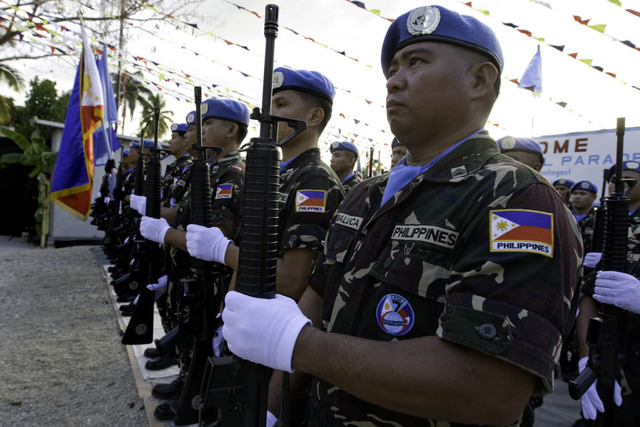 StrongPh Blog: Images of Philippine Contingent to Haiti