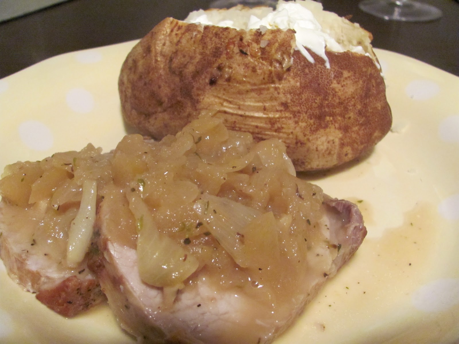 The Girly Girl Cooks: Apple Pork Loin