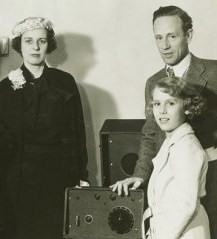 El viaje de Leslie: La familia Howard