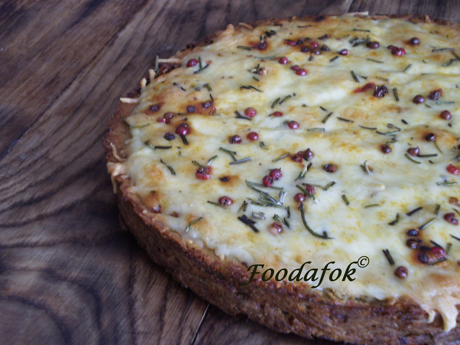 Foodafok: Cukkinis csicsóka torta