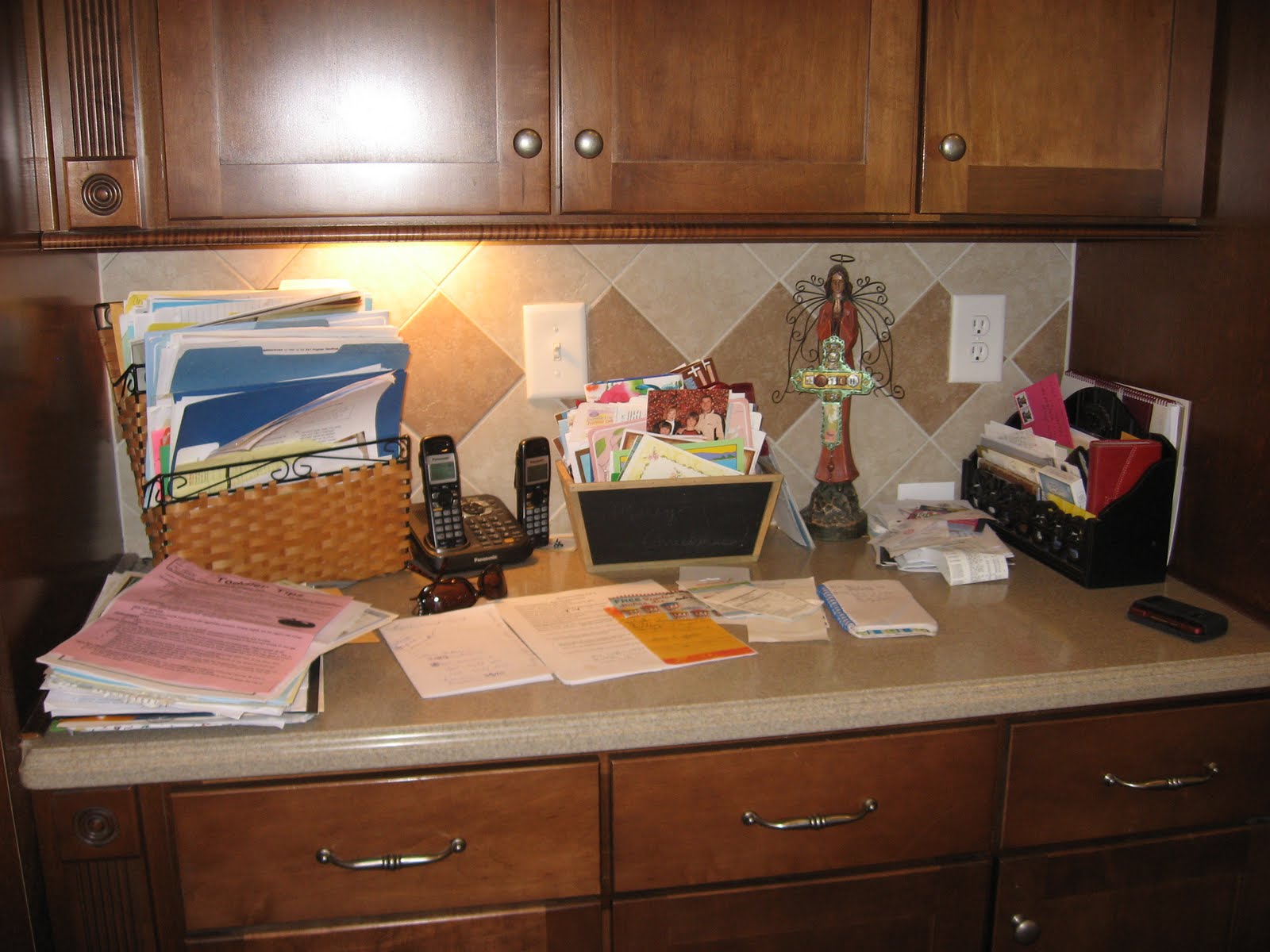 Confessions of Cluttered Countertops, Cabinets & Closets | Renee Swope