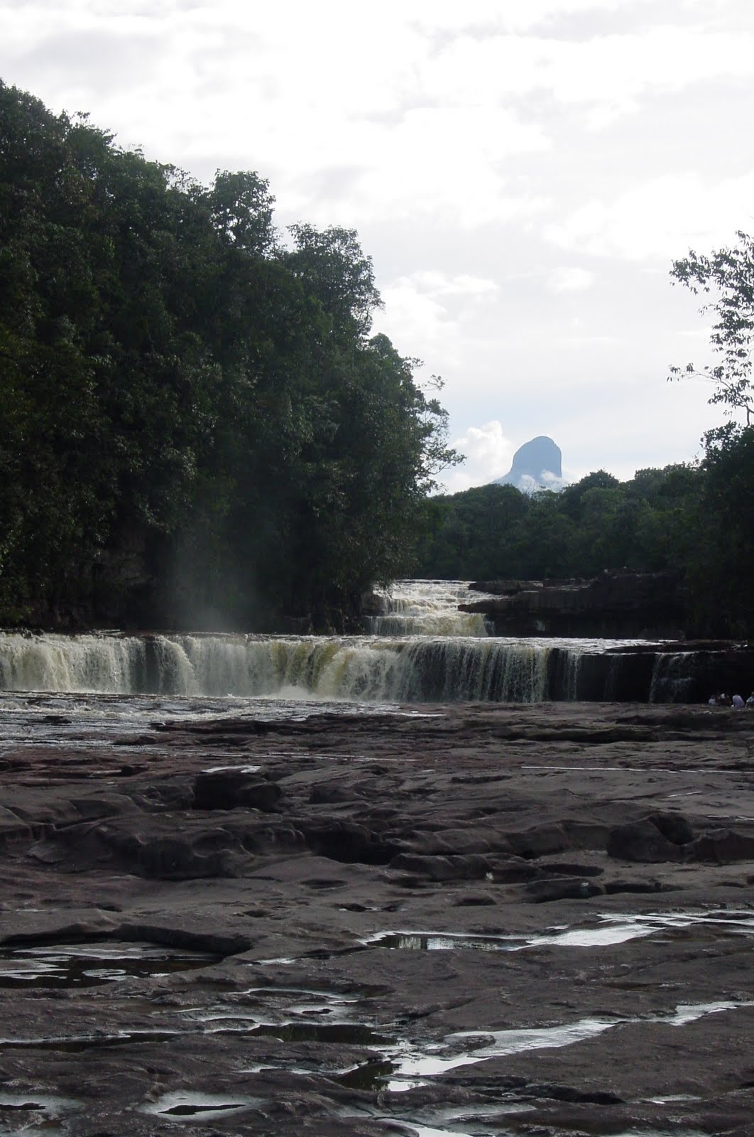 FeL-V da brand...: Mazaruni River