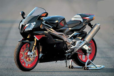 Modelos motos: Aprilia RSV 400