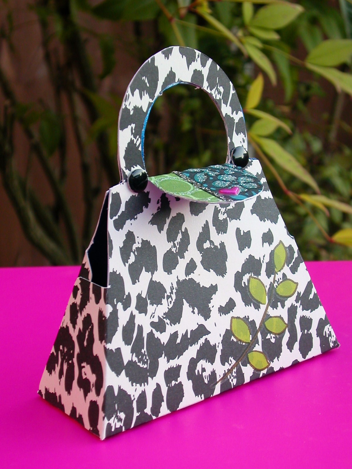 Break out the Glitter: Papercraft Inspirations Templates