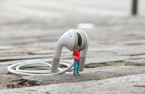 The Age of Uncertainty: New Slinkachu