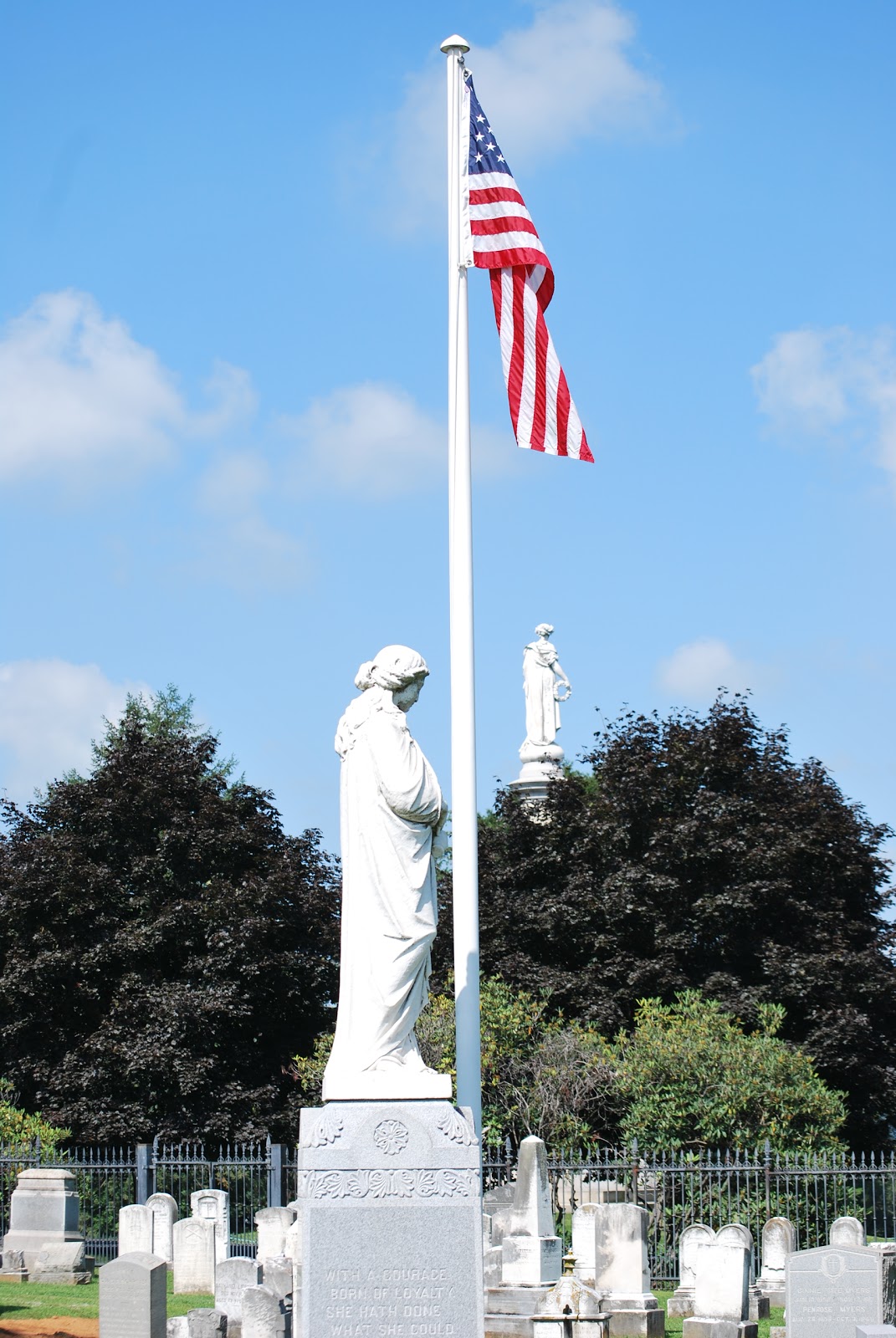 Photo's of Gettysburg: Jennie Wade's Grave