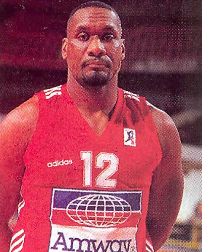 BALONCESTO HISTORIA DE LOS MEJORES: Ken Bannister; animal ...